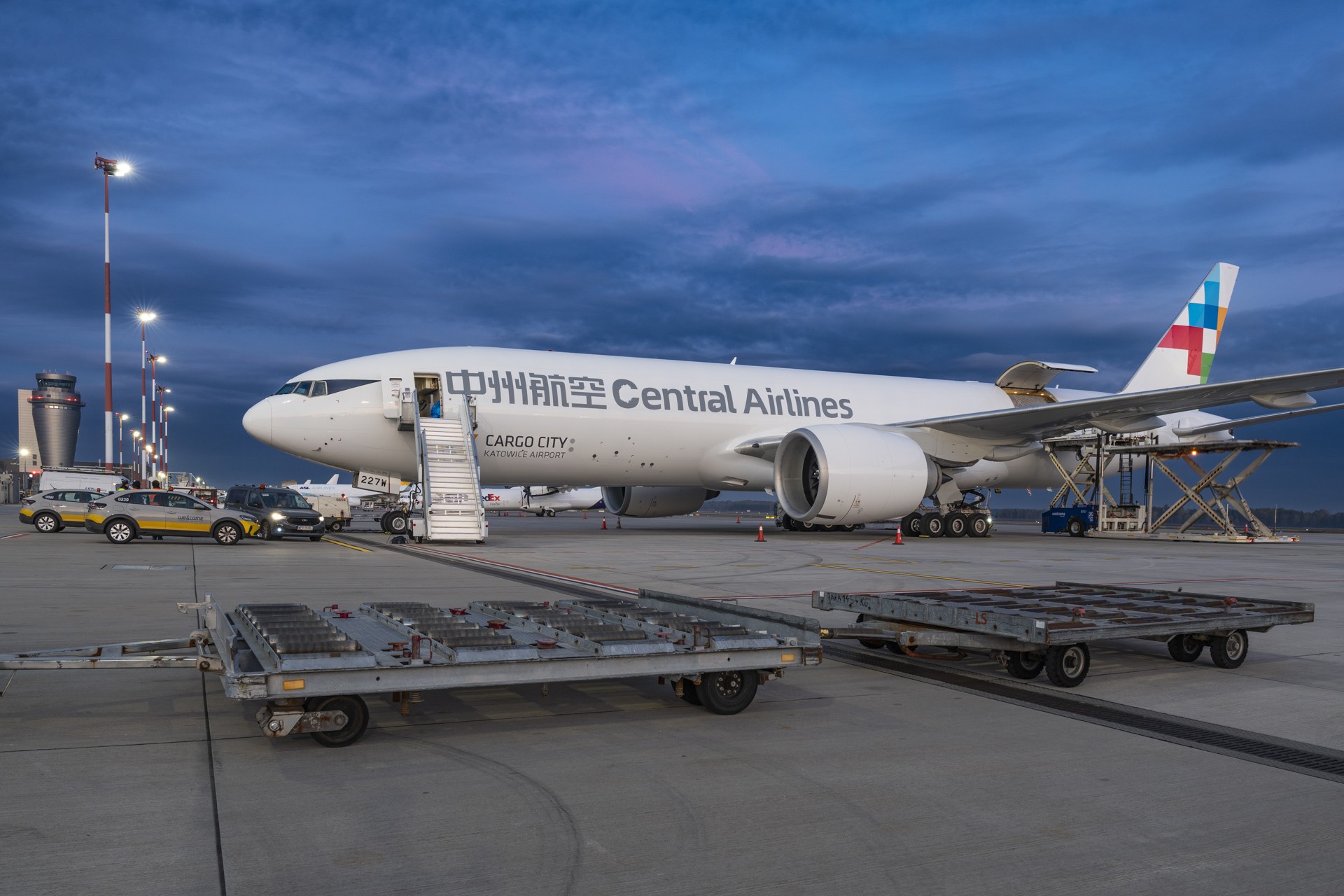 Central Airlines Makes Historic Debut Chinese carrier commences Chengdu ...